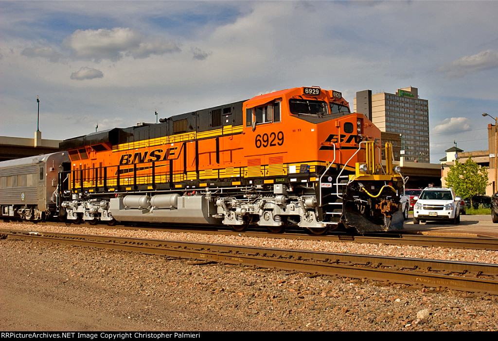 BNSF 6929